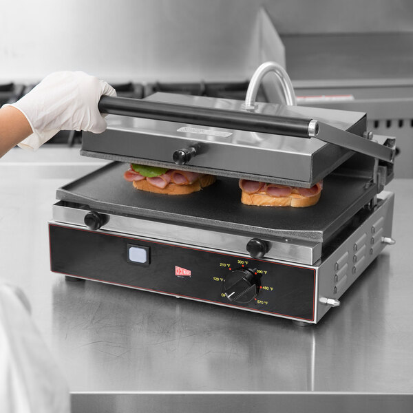 Cecilware TSG-1F Single Panini Sandwich Grill with Flat Surfaces - 14 1 ...