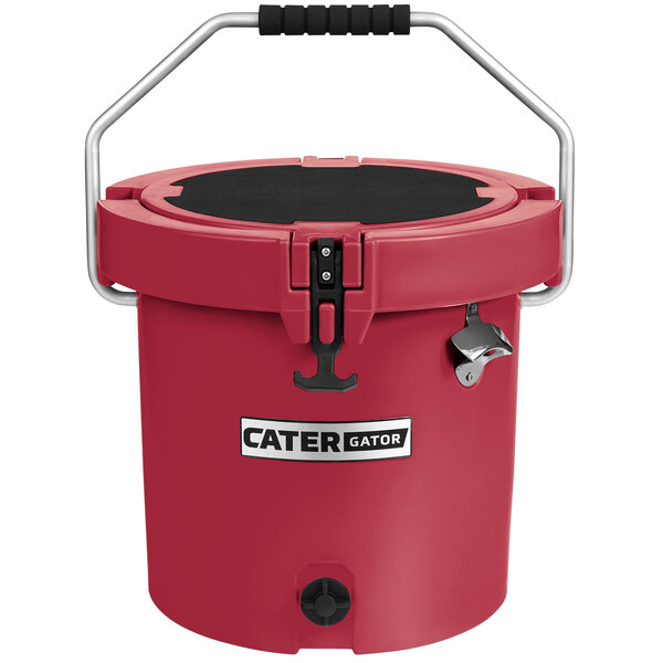 CaterGator CCG20RED Red 20 Qt. Round Rotomolded Extreme Outdoor Cooler ...