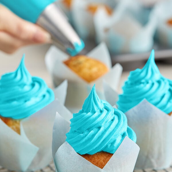 Rich's Allen Turquoise Buttrcreme Icing - 15 lb. Pail