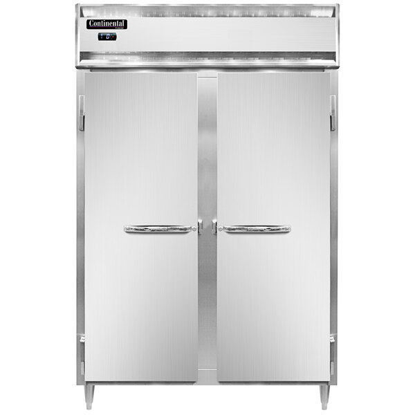 Continental D2FNSS 52" Solid Door Reach-In Freezer
