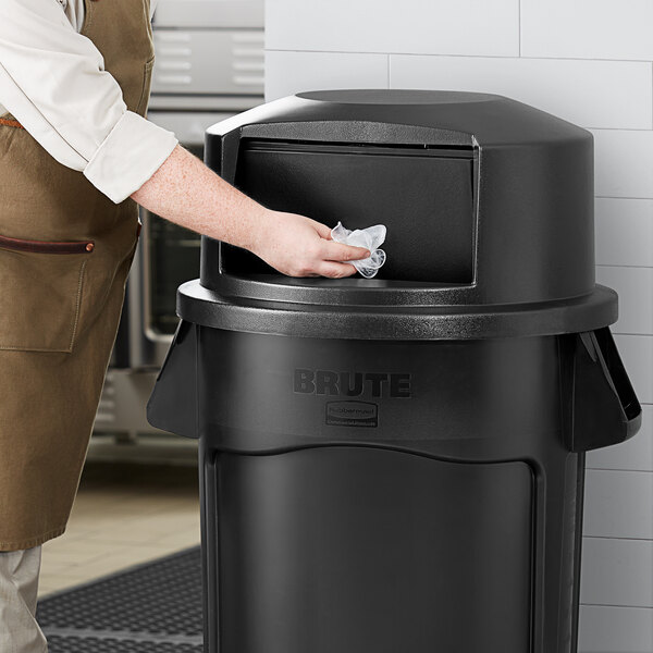 Rubbermaid 2044039 BRUTE Black Round Dome Top for FG264300 Containers ...