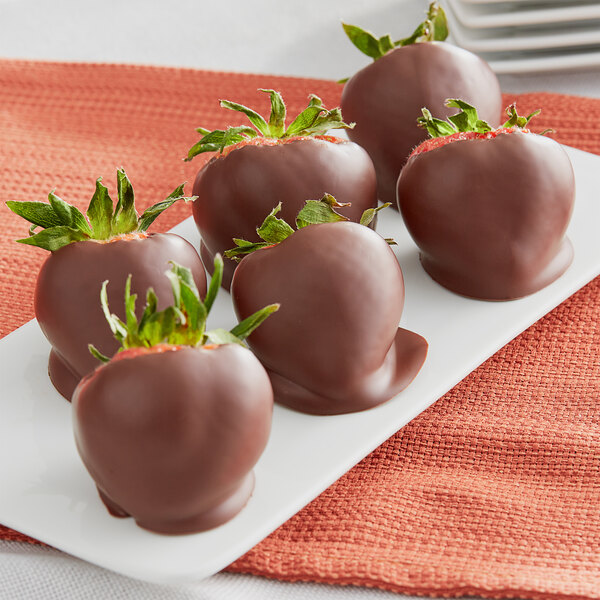 Ghirardelli Queen Dark Chocolate Wafers 35 lb.