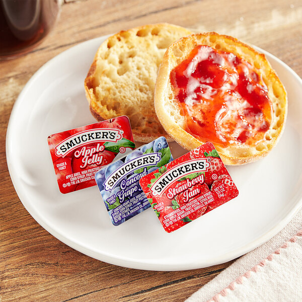 Smucker's Concord Grape Jelly, Apple Jelly, and Strawberry Jam 0.5 oz ...