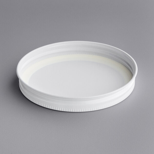 89/400 White Metal Lid with Plastisol Liner