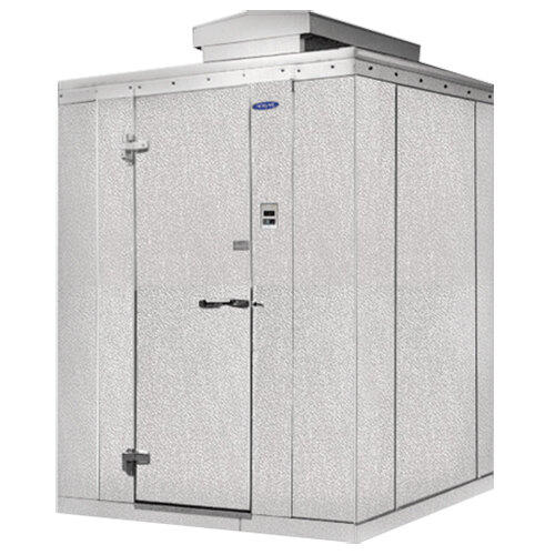 Norlake Fast Trak 10' x 10' x 6' 7" Outdoor Walk-In Cooler