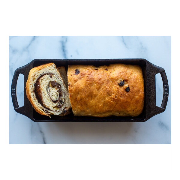 Lodge 8 1/2" x 4 1/2" Pre-Seasoned Cast Iron Loaf Pan BW8LP