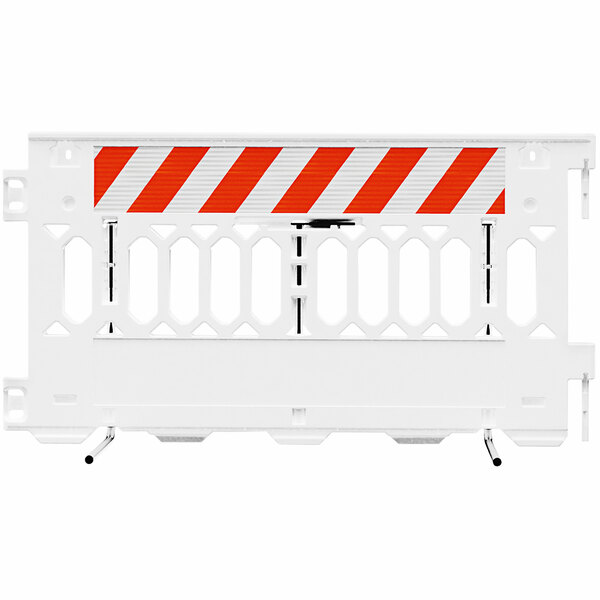 Plasticade Pathcade 6' White Right Interlocking Parade Barricade with 1 ...