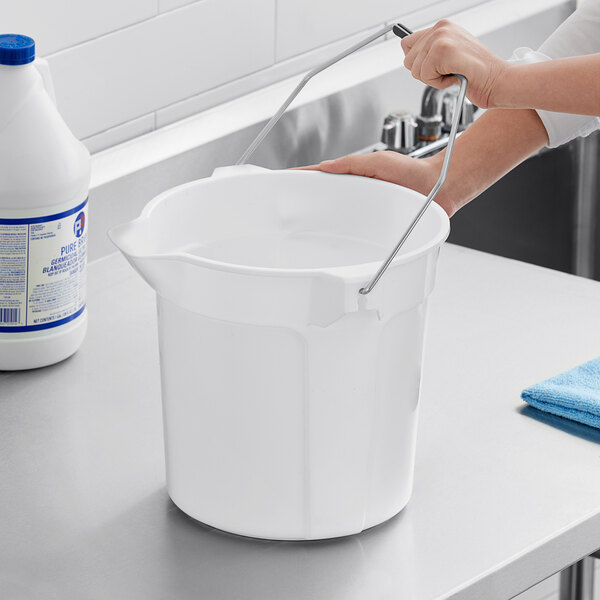Lavex 10 Qt. White Round Bucket