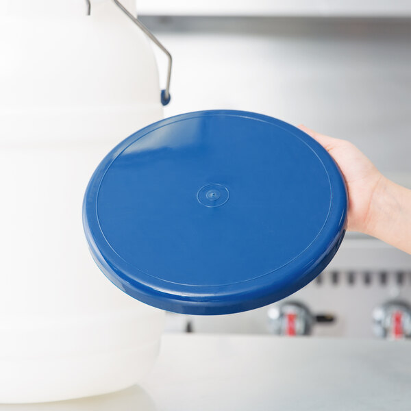 Vigor 6 Gallon Blue Ice Tote Lid