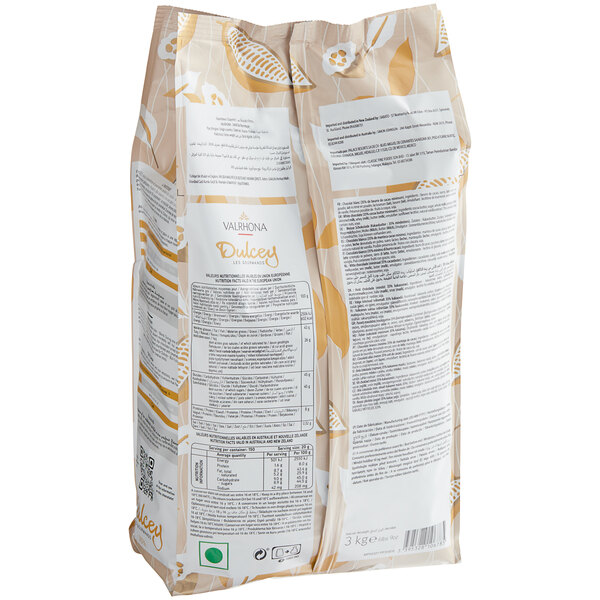 Valrhona Dulcey 35% Blond Chocolate Feve 6.6 lb. - 3/Case