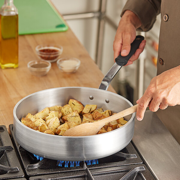 Vollrath Wear-Ever Classic Select 5 Qt. Straight-Sided Heavy-Duty ...