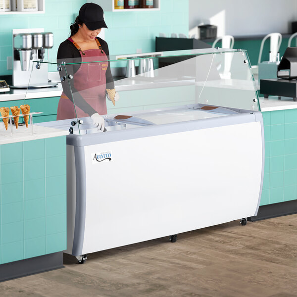 Avantco ADC-GEL-13F 71" 13 Pan Gelato Dipping Cabinet with Flat Sneeze ...