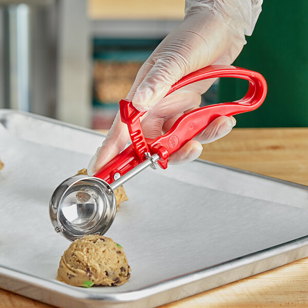 Choice #24 Red EZ Grip Squeeze Handle Disher - 1.33 oz.