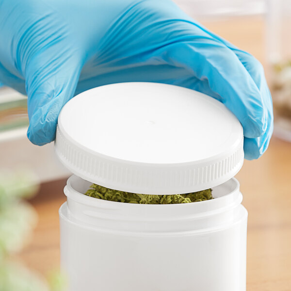 89/400 White Ribbed Plastic Cap with Foam Liner - 100/Pack