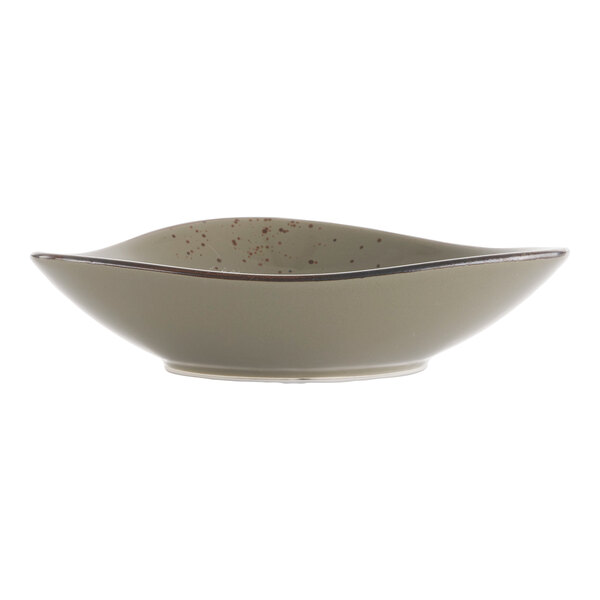 International Tableware Splash 12.5 oz. Green Smoke Triangular ...