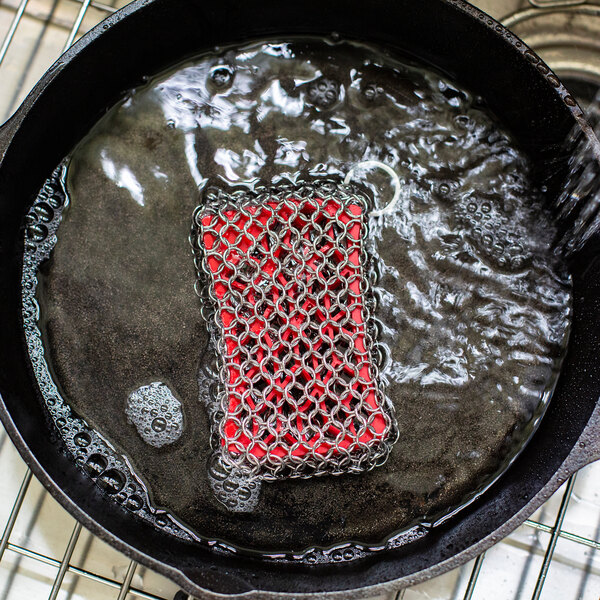 Lodge ACM10R41 Stainless Steel Chainmail Scrub Pad with Red Silicone Core