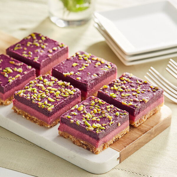 Nats Rawline Plant-Based Vegan Raspberry and Blueberry Raw Cake Square ...