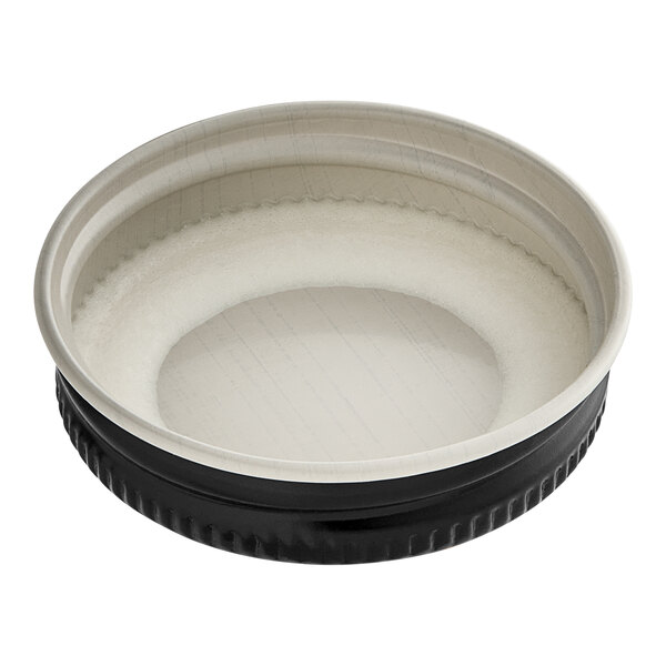 38/400 Black Metal Lid with Plastisol Liner - 100/Pack