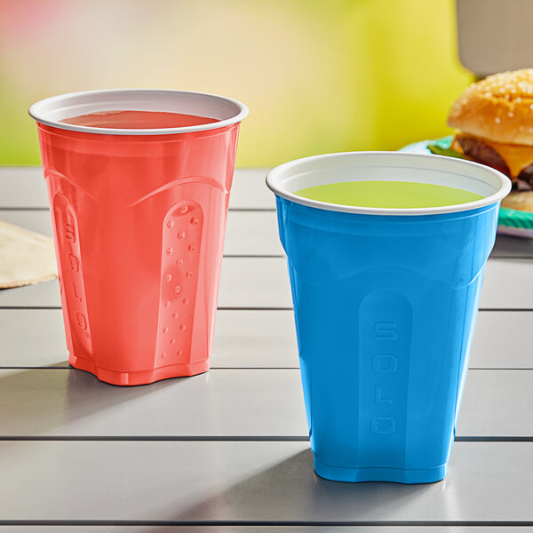 Solo Squared® 18 oz. Assorted Coral / Blue Plastic Cups - 600/Case