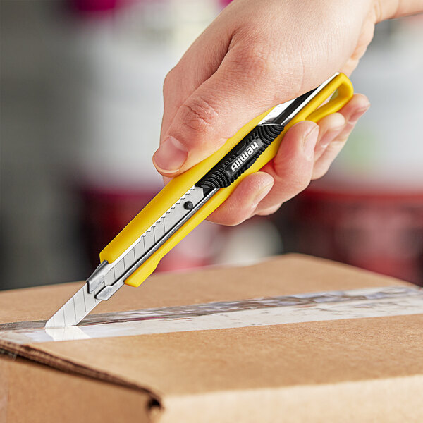 Allway Tools 9 mm Snap-Off Knife with Stainless Steel Track and 3 ...