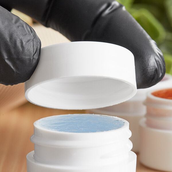 33/400 Smooth White Lid with Foam Liner - 100/Pack