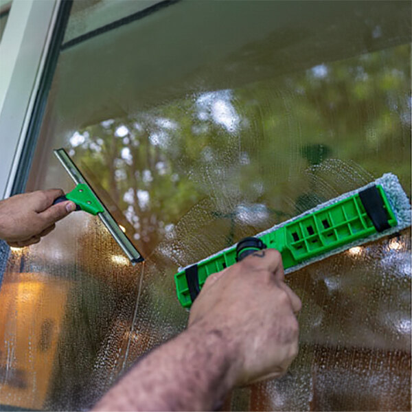 Unger VisaVersa Pro VV450 18" 2-in-1 Microfiber Window Washer with ...