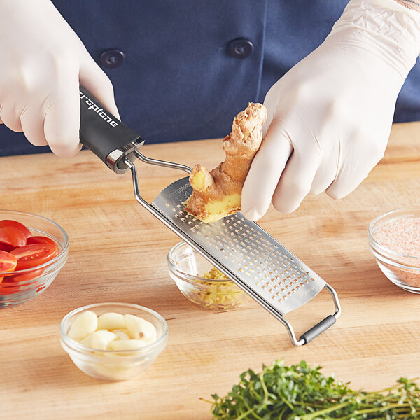 Microplane Gourmet Black Coarse Grater 45000