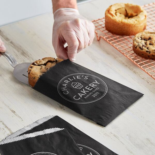 1/2 lb. 7 1/2" x 5 3/4" Customizable Black Gourmet Bag - 1000/Case