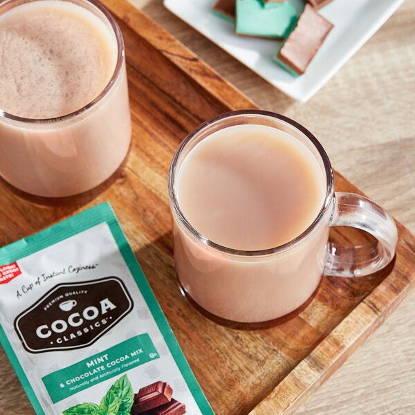 Cocoa Classics Mint and Chocolate Cocoa Mix Packet - 72/Case