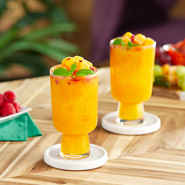 Primor Passion Fruit Puree 64 fl. oz. - 3/Case