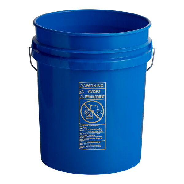 BWAY 5 Gallon Blue Round Pail with Metal Handle - 120/Bundle