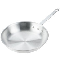 Types of Frying Pans | Frying Pan Buying Guide | WebstaurantStore