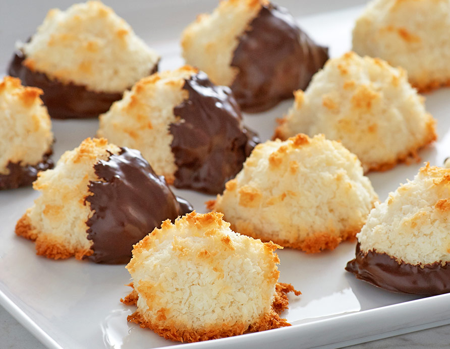 Baking Toppings & Mix In's: For Cakes, Desserts, & More